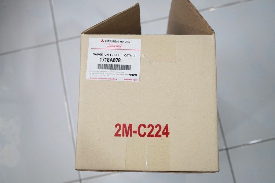 1718A078 MITSUBISHI L200 FUEL GAUGE UNIT GENUINE PART | eBay