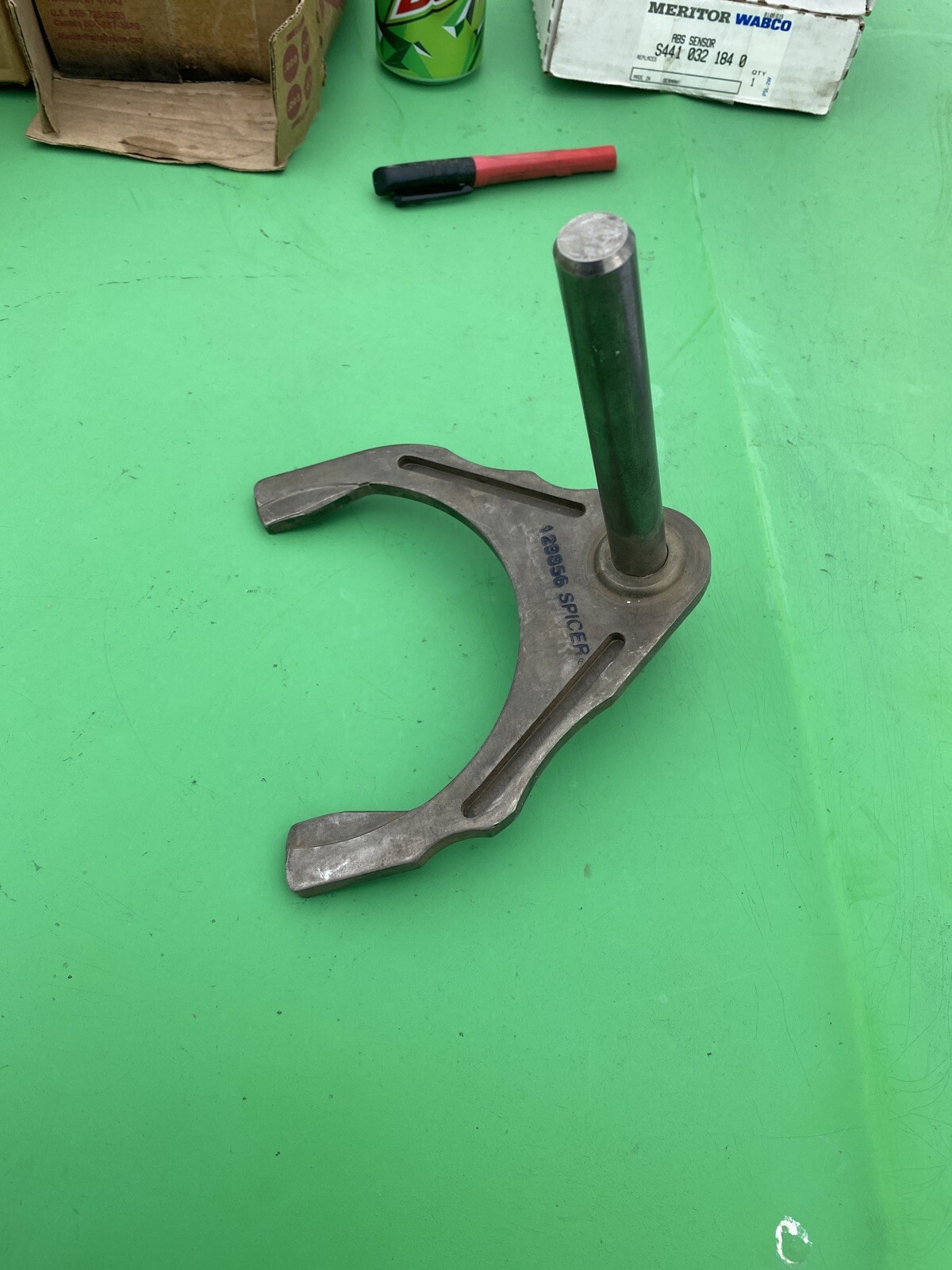 Spicer 129856 Shift Fork Assembly PN 510870etn for sale online | eBay