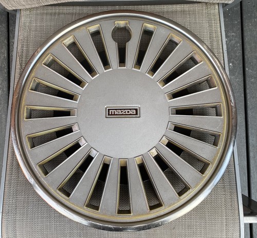 MAZDA ROTARY 1983-85 RX7-626 GENUINE HUB CAP!! P.N.716511-0000A | eBay