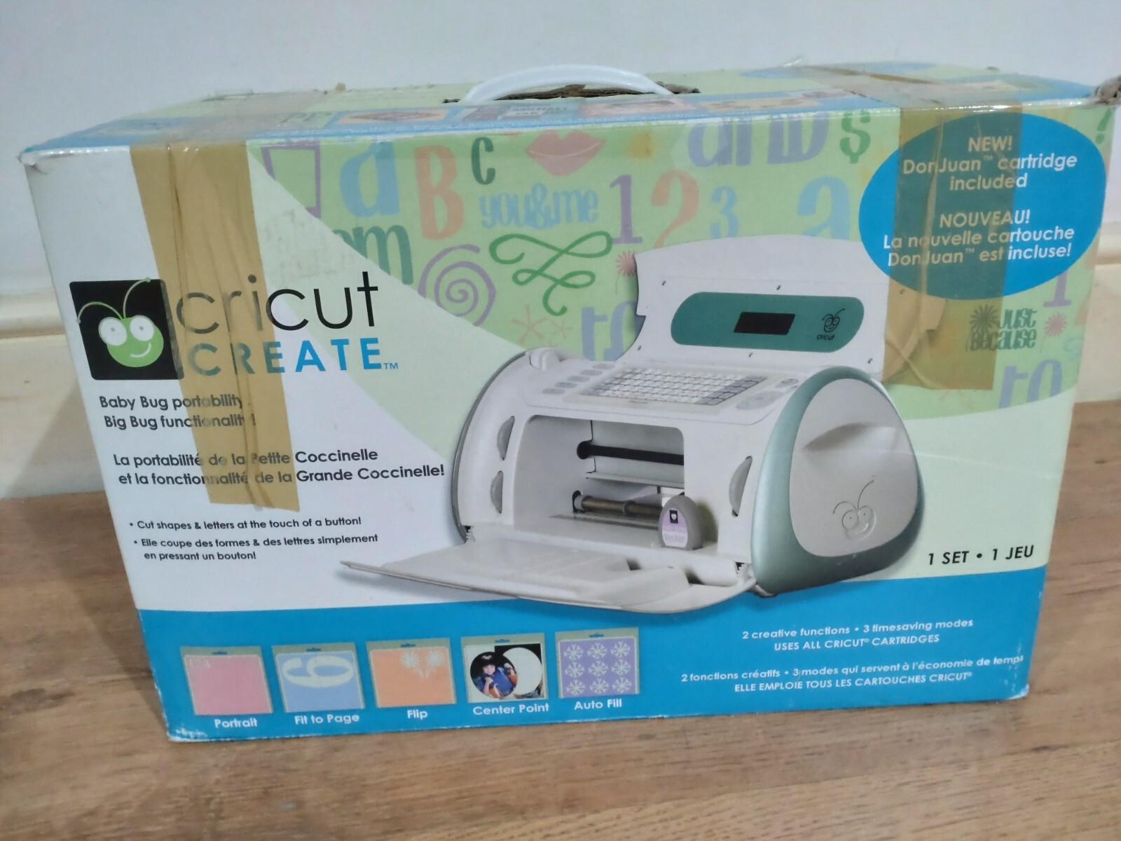 Cricut CRV20001 Cutting Machine Create Bundle + 10 Cartridges, 2 ...