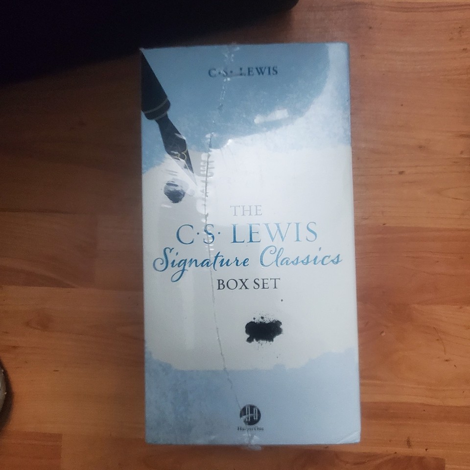 The C. S. Lewis Signature Classics Set 8 Book Box Set & Journal BRAND ...