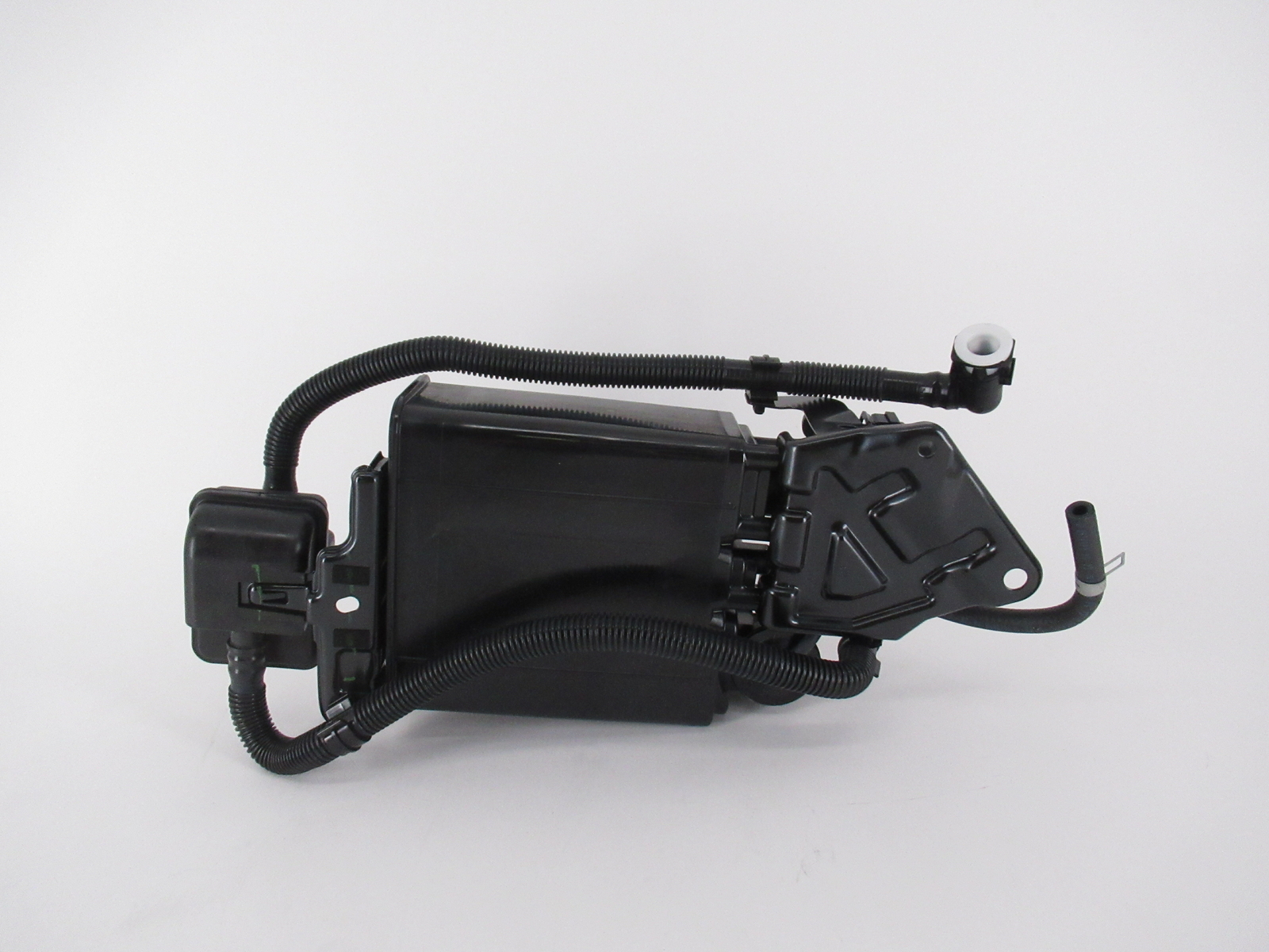 Genuine Toyota 77740-02130 Charcoal Vapor Canister Assy 2005-12 Matrix ...