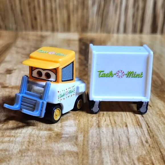 Disney Pixar Cars Bryn Imageare Tach o Mint Pitty Greg Candyman Dinoco ...