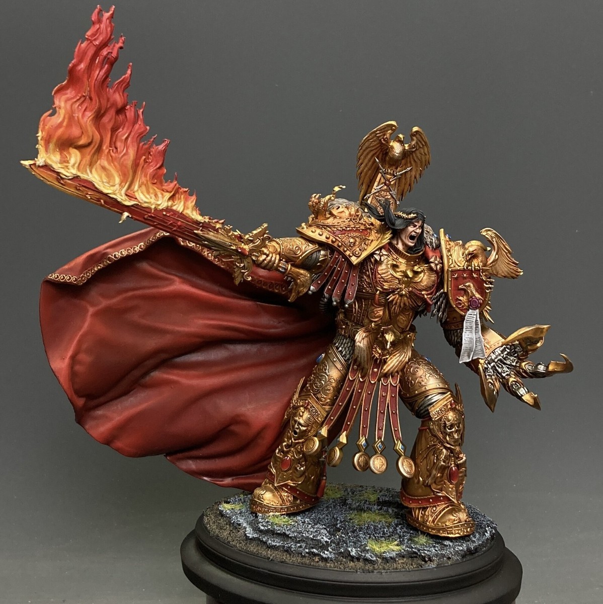 Emperor Of Mankind Miniature The Emperor Of Mankind Warhammer