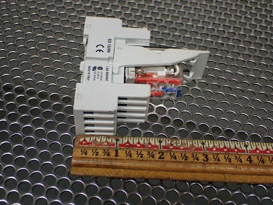 Carlo Gavazzi RMI-A-2-10 24V Relays W/ ES-15/4N 12A 300VAC Sockets (Lot ...