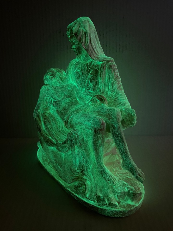 Vintage Michelangelo Statue Pieta' " Glow in the Dark " 9.5" Alabaster ...