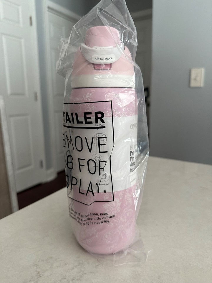 Owala Freesip 32oz Ribbon Toile Urban Outfitters Exclusive Bottle Cup ...