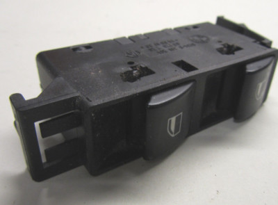 BMW 320D Estate E46 2002 - Front Passenger Side Window Switch - Left ...