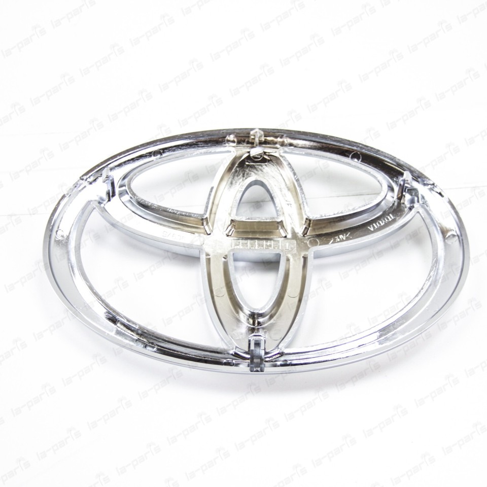 Genuine Toyota 14-22 Tundra Platinum SR5 Radiator Grille Emblem 90975 ...