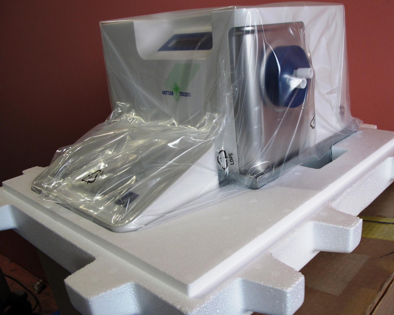 Mettler Toledo DM40 Digital Density Meter LiquiPhysics Excellence ...