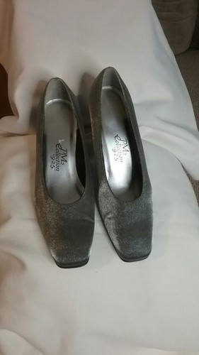 PM COLLECTION BY 9.2.5 JANE III silver shimmer size 7.5 M 2 1/2 inch ...