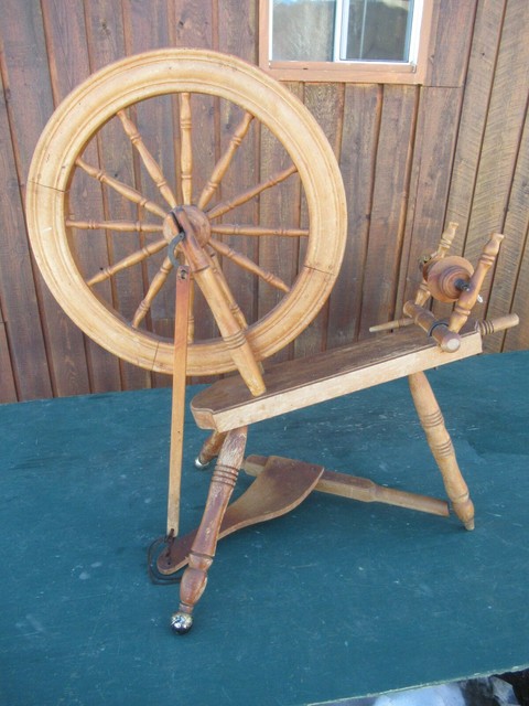 Vintage Wooden Yarn Wool Spinning Wheel with 21+" Wheel | eBay