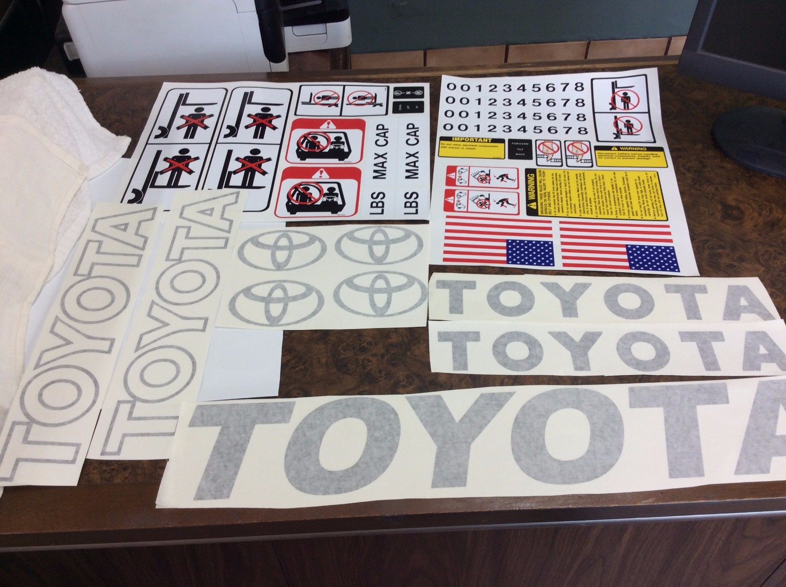 Toyota Forklift Decal Kit detailed with safety decals ( Dark GRAY) | eBay