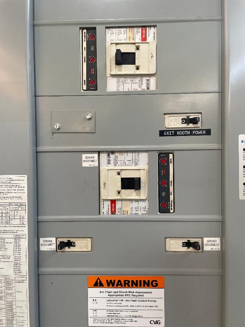 Eaton PRL4 Pow-R-Line Panelboard 600 Amp 208Y/120V 3Ph 4W W/ Breakers ...