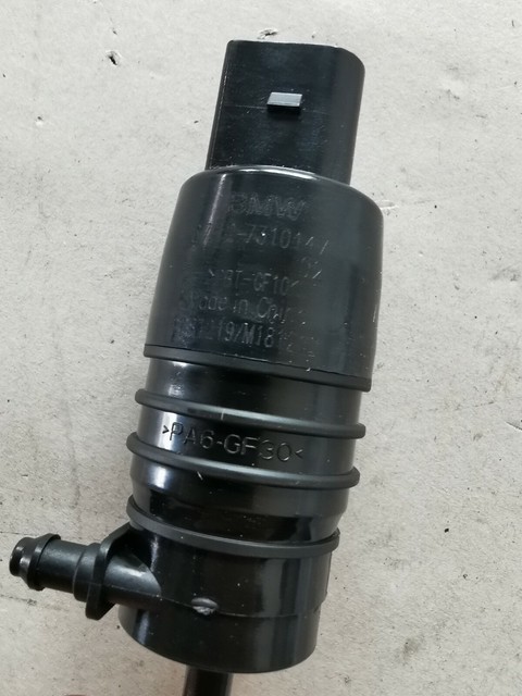 BMW 1 Series F20 F21 Washer Pump Fluid Container 67127310147 for sale ...