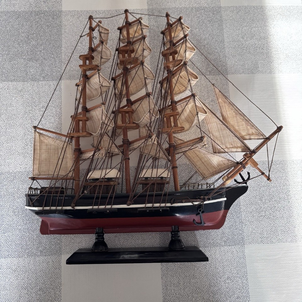 Elgate Wooden Model Boat Cutty Shark 1869 30cmx32cm Model Ship Ornament ...