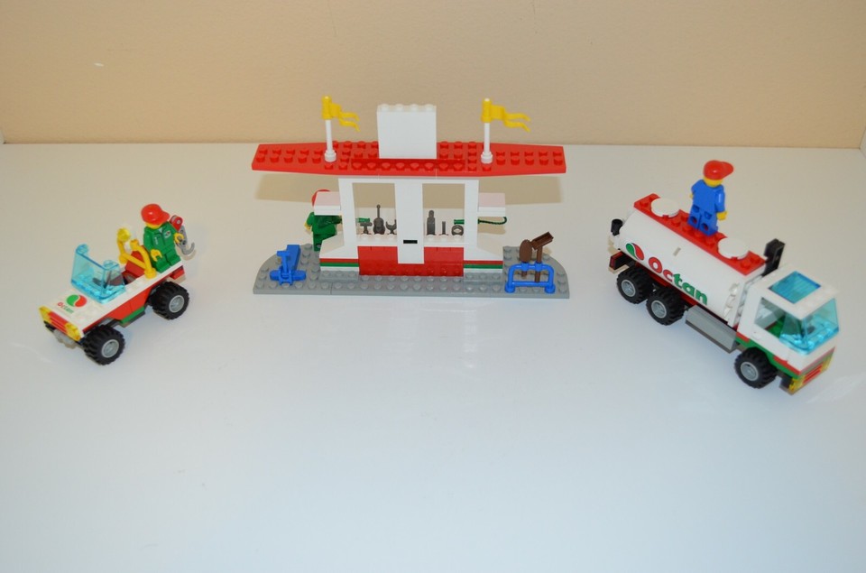 Lego Town Set Number 6562, Gas Stop Shop, Produced in 1995 | eBay