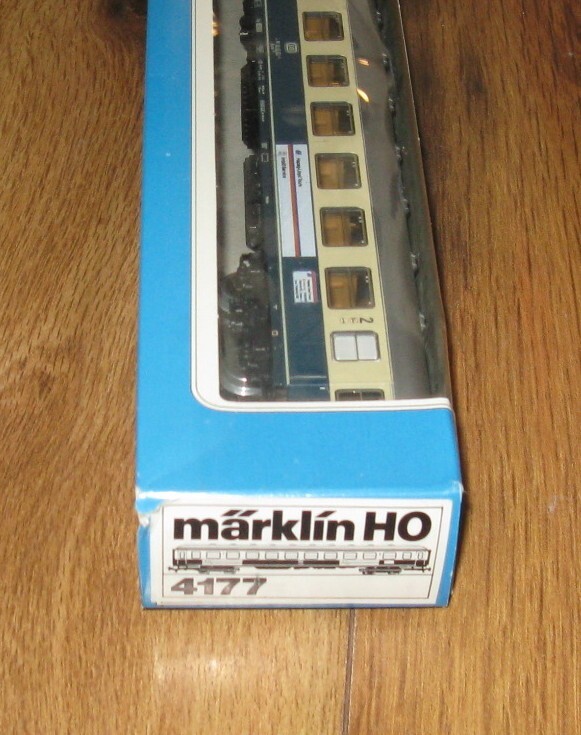 Marklin 4177 HO Express Coach DB 2nd Class Hapag Lloyd Tours Train Car ...