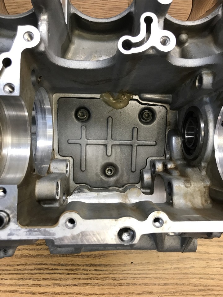 YAMAHA YZFR1 R1 2002-2003 CRANKCASE PART # 5PW-15100-00-00 | eBay