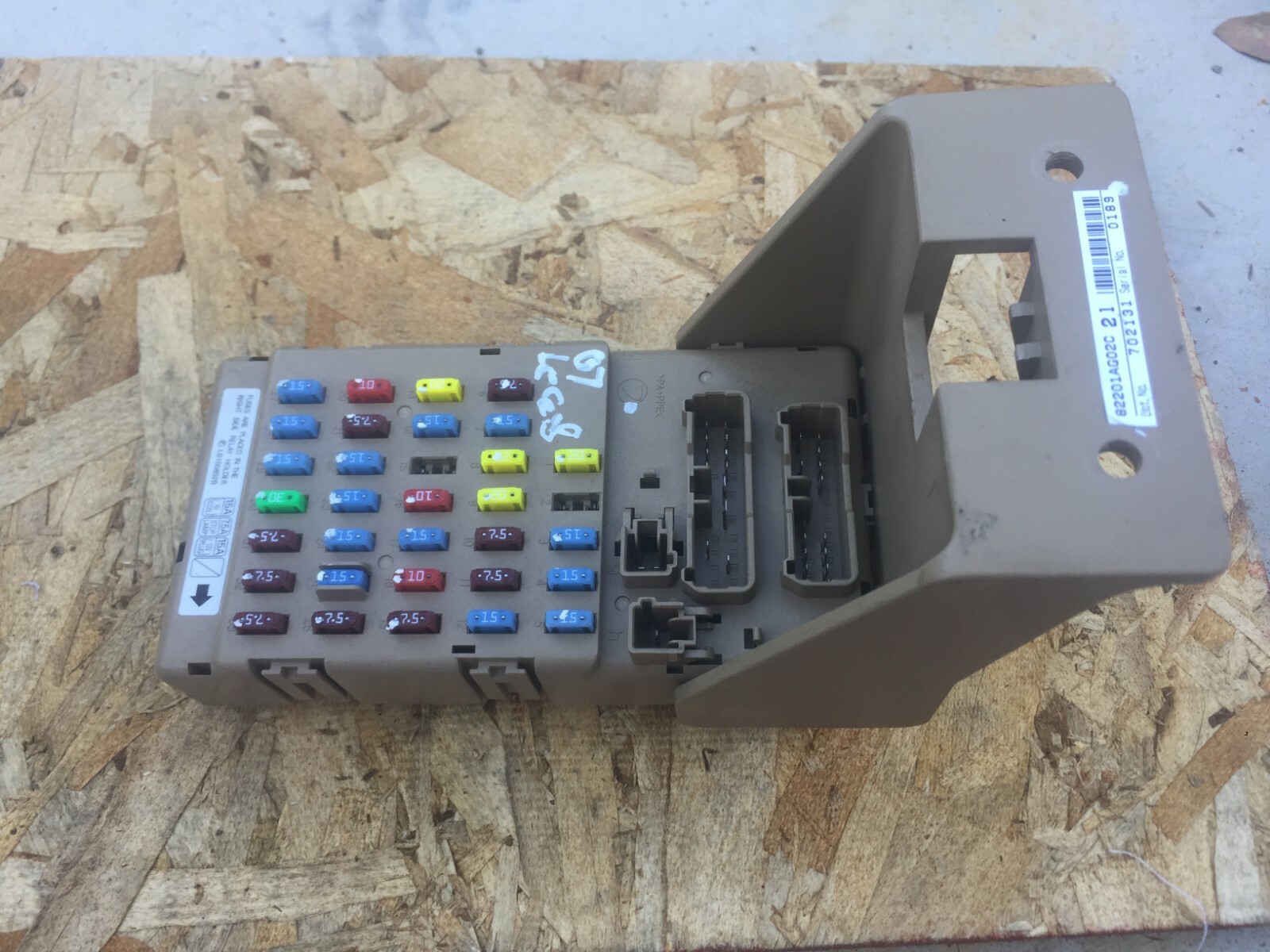2005-2009 Subaru Legacy Outback 2.5L Under Dash Fuse Box Relay Assembly ...