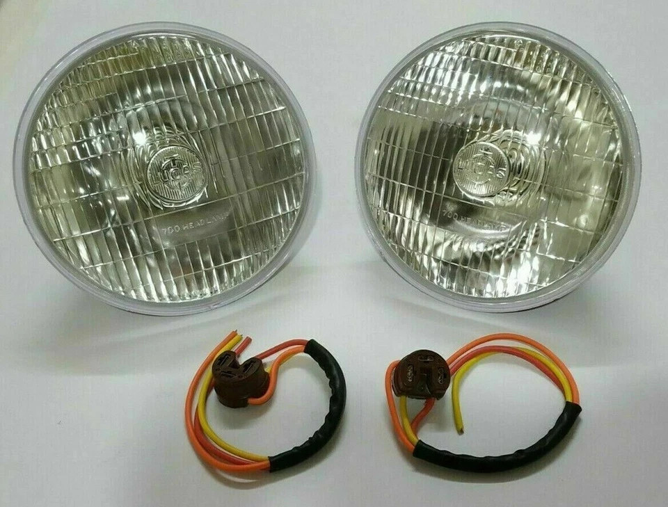 2 Lucas 700 Headlight 7" inch 12v Conversion Lamp H4 Halogen Bulb 3 Pin ...