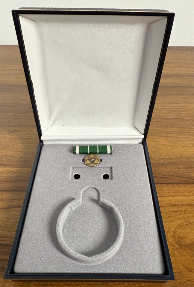 U.S. Army Commendation Medal ARCOM with Ribbon Bar & Box – Original ...