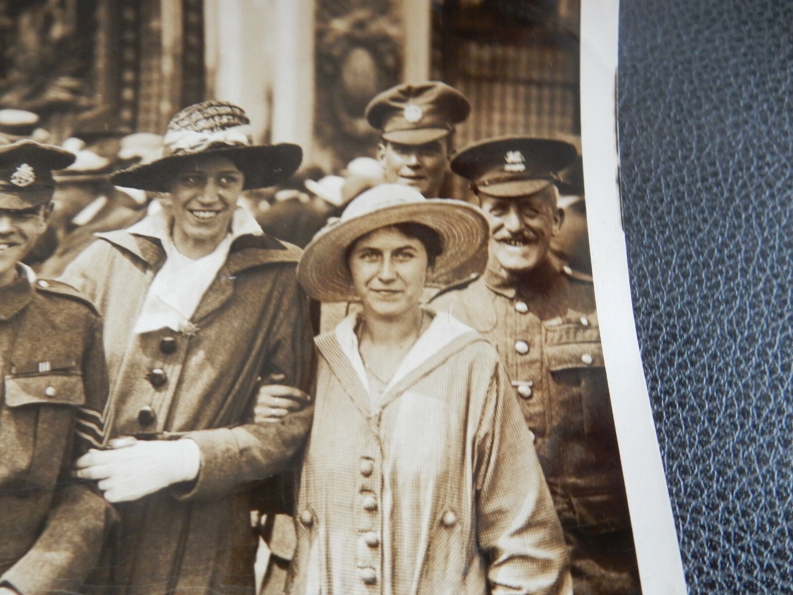 VC WINNER WW1 PRESS PORTRAIT HARRY CATOR SPROWSTON DRAYTON NORFOLK EAST ...