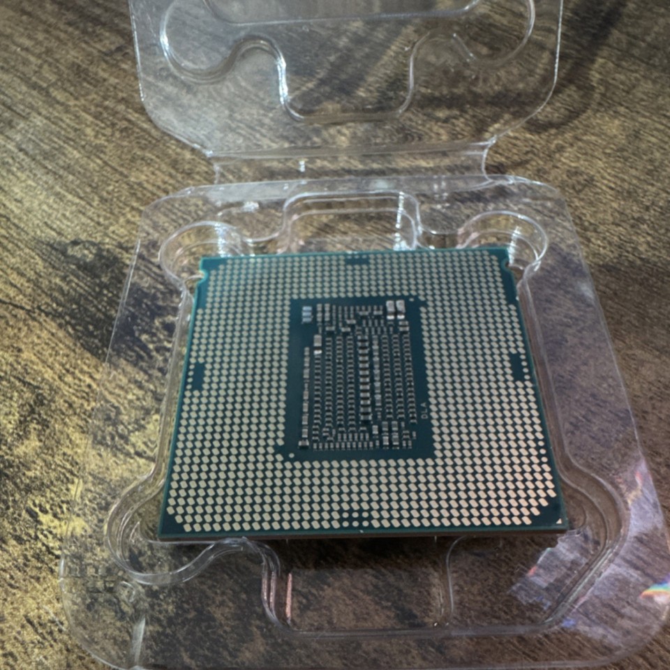 Intel Core i7-9700K 3.60GHz Processor SR3LT L907C427 9th Gen * USED ...