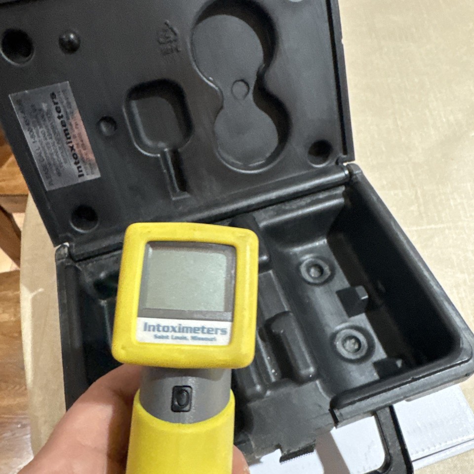 INTOXIMETERS ALCOSENSOR FST ALCO SENSOR ALCOHOL TESTER POLICE LAW ...