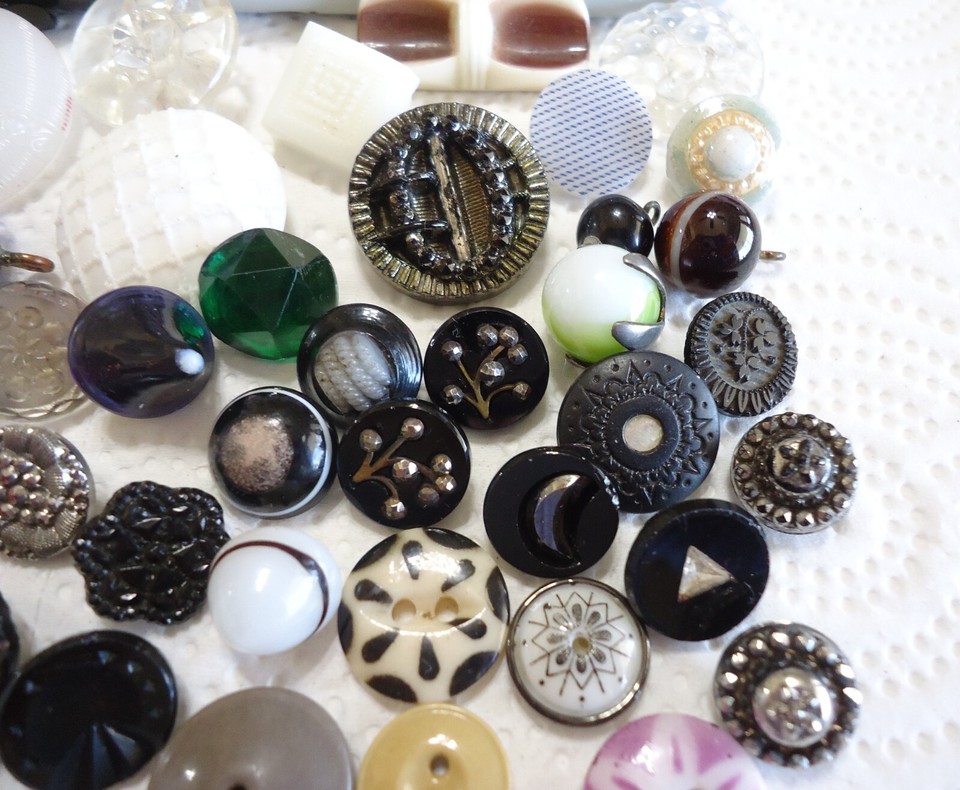 Lot of 45 Vintage Antique Glass Buttons 1/2" to 1 1/4" | eBay