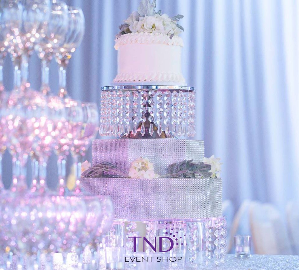 ROUND CHANDELIER GOLD/SILVER CAKE STAND RISER PEDESTAL HOLDER W ...