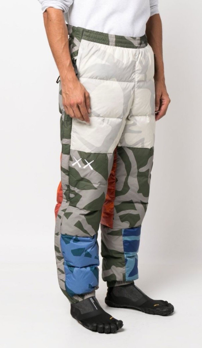 KAWS x The NORTH FACE Retro 1996 Nuptse Pants 'Moonlight KAWS x The NORTH FACE Retro 1996 Nuptse Pants 'Moonlight