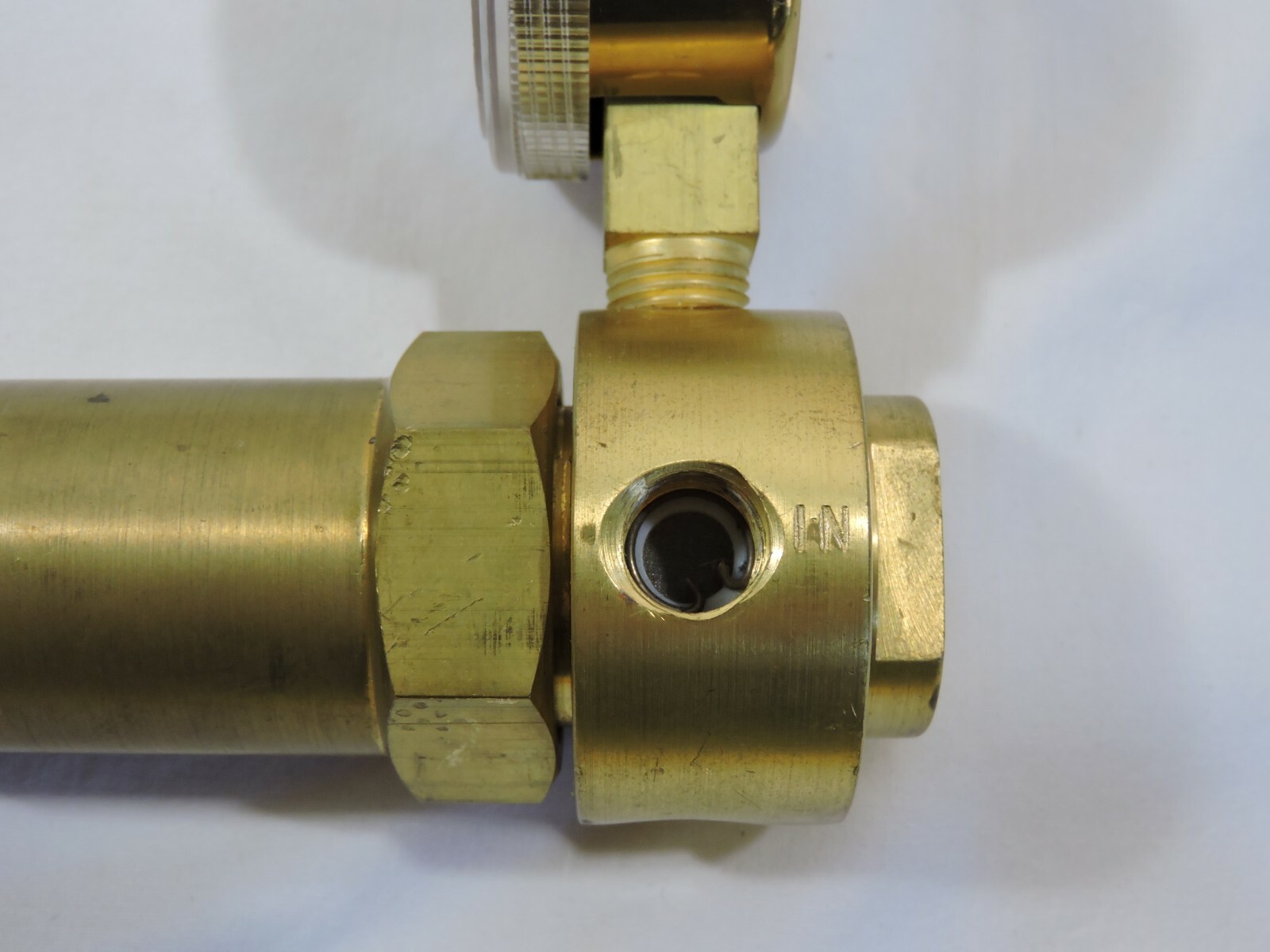 USG US Gauge BU-2581-AL 0-3000 PSI w/ CGA -580 Inlet Connection CYL-3 P ...