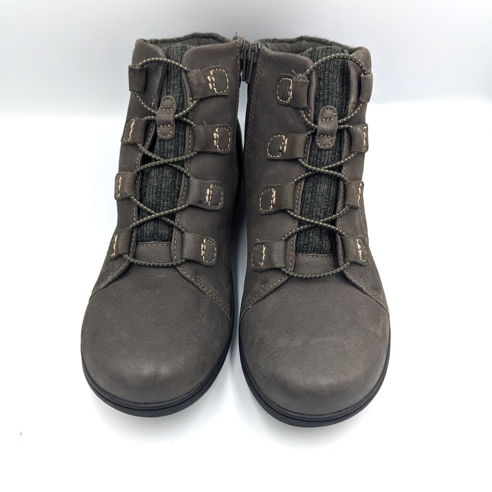 Womens Boots Clarks Carleigh Jade Zip Up Ankle Bootie Ranger Hiking Sz ...