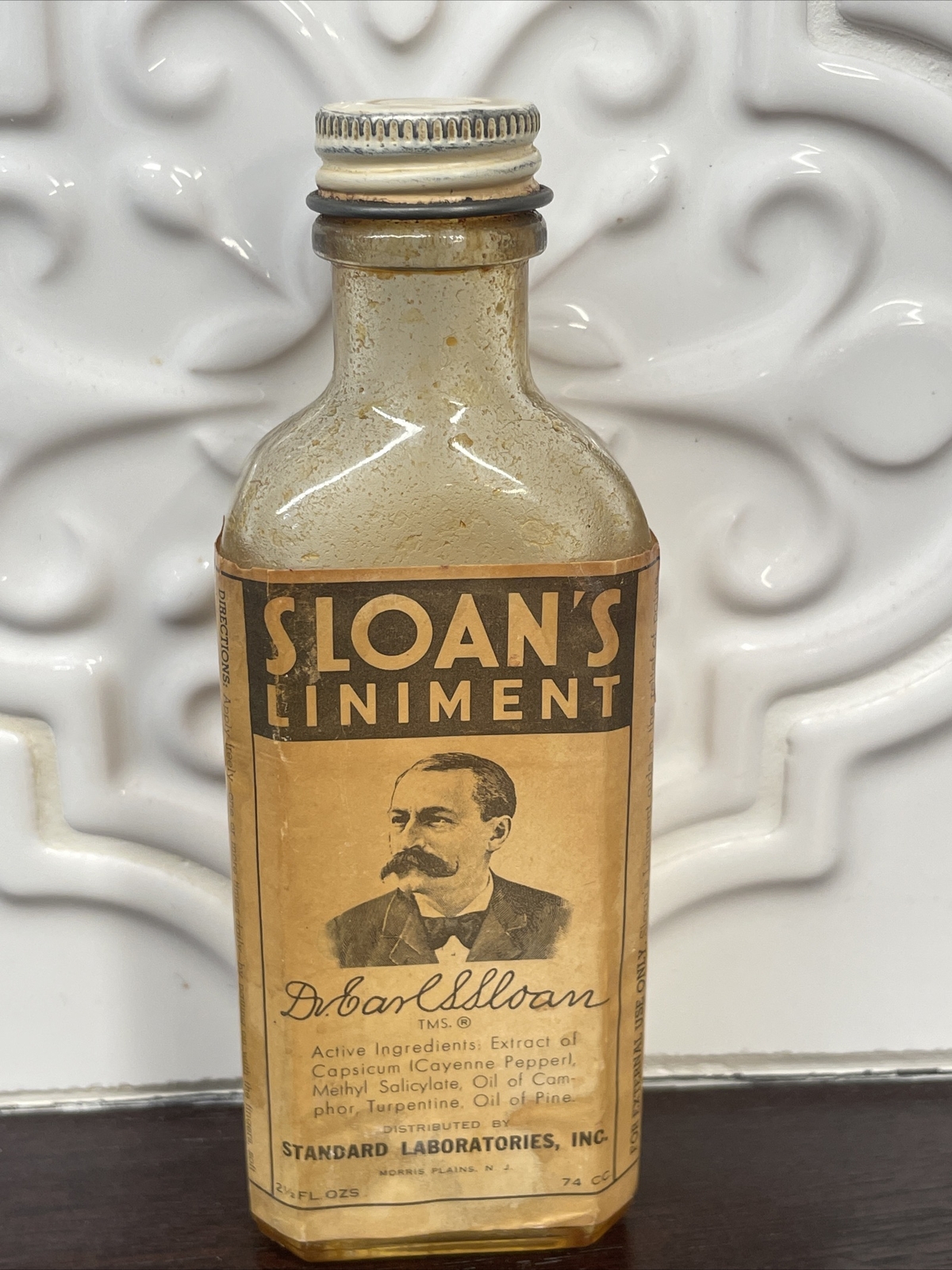 1930's Sloan's Liniment Bottle 2 1/2 oz. Paper Label Standard ...