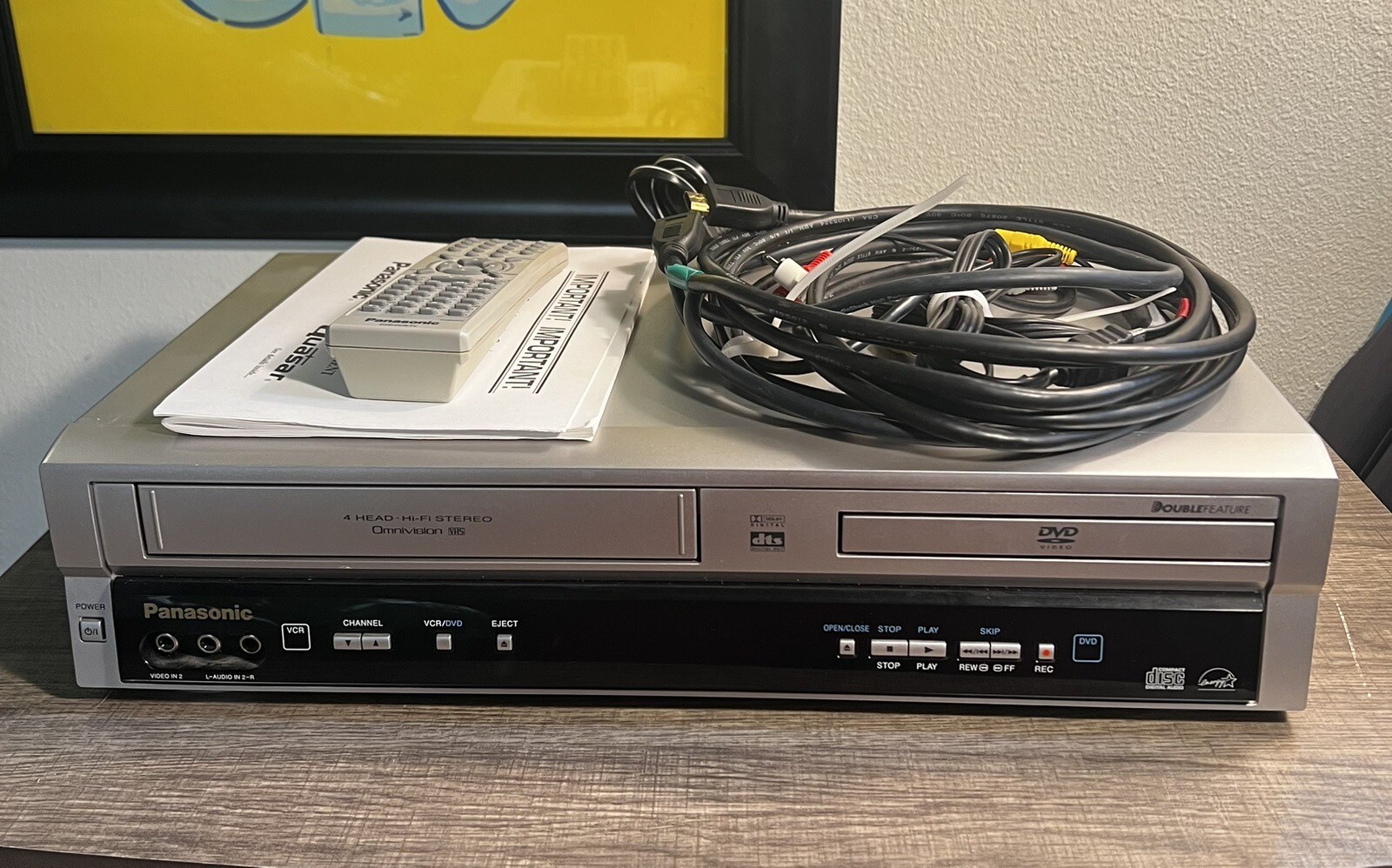 Panasonic PV-D4744S-A VCR VHS DVD Combo Player W/remote Manual AV Extra ...