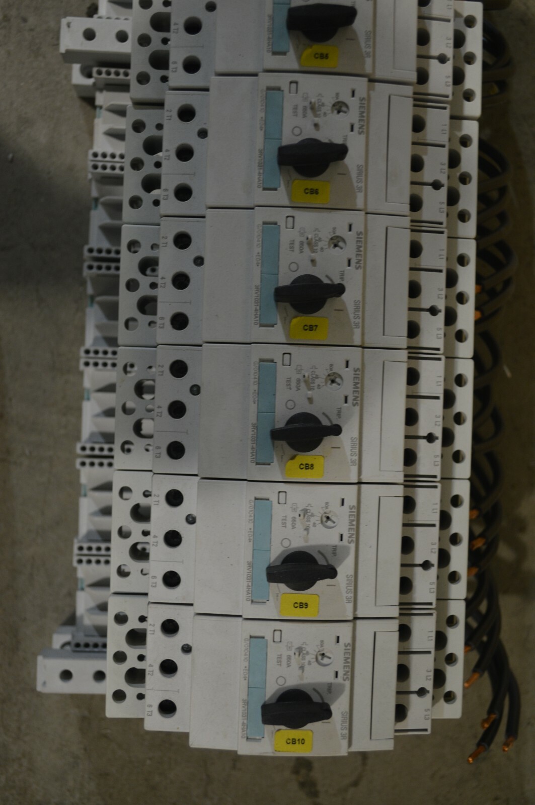 Siemens 3 phase bus bar, bus bar adapters and relay assembly | eBay.de