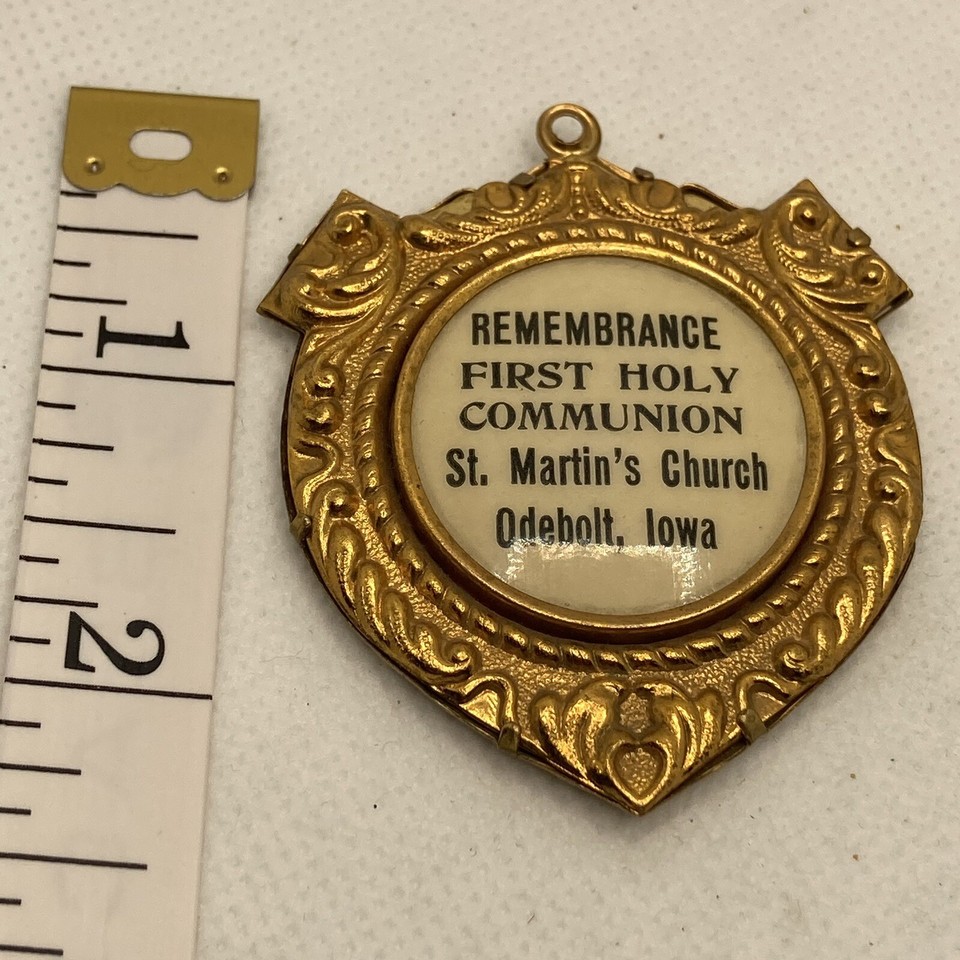 VTG St. Martin's Church JESUS Depose Gold LARGE Metal Medallion Pendant ...