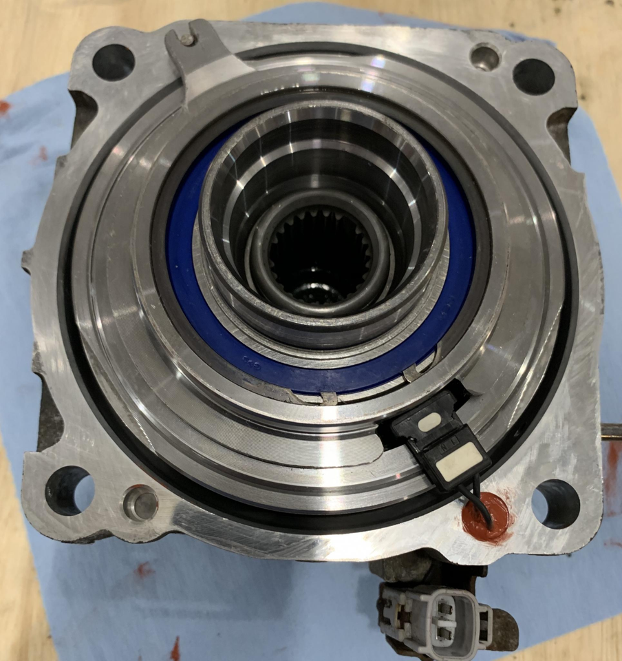 GM Pontiac Vibe Bearing & Deflector Coupling | 19205423 19205171 ...