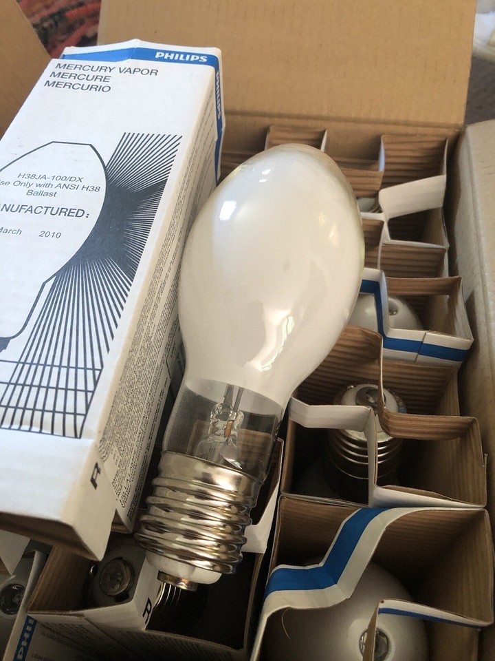 Lot (12) NEW Philips H38JA-100/DX Mogul 100 Watt Bulb HID Mercury Vapor ...