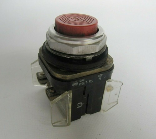 Allen-Bradley Red Push Button with 800T-XA Contacts Cat. 800T-B6 Ser N ...