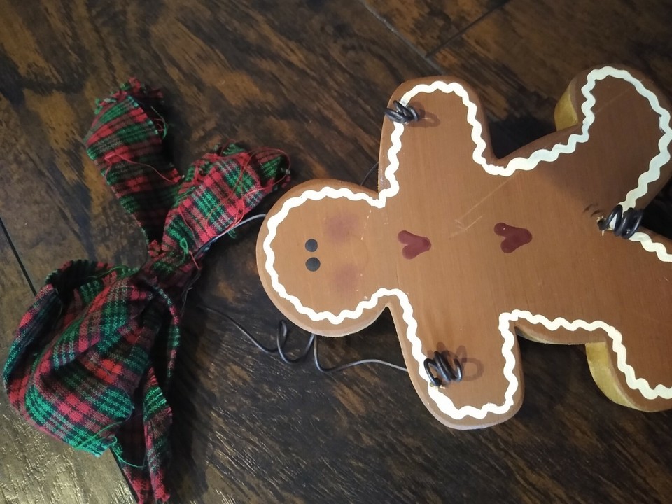 Gingerbread Man Wood Wall Hanging Christmas Decor Rustic Country heart ...