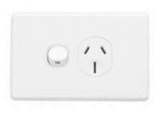 Clipsal C2000-SERIES Single Power Outlet - 1-Pole 15A 250V - Large ...