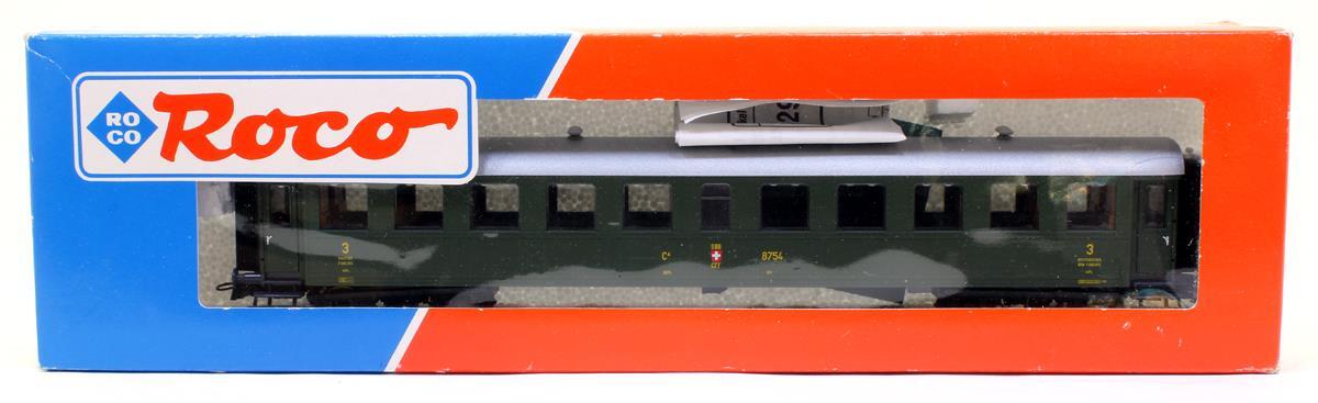 ROCO 'HO' GAUGE 44466 SBB 3RD CLASS '8754' PASSENGER COACH | eBay UK