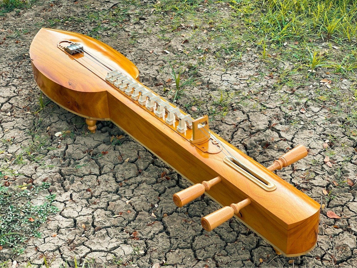 Chakee Instrument