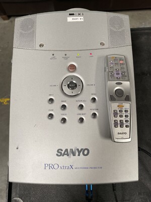 Sanyo PLC-XT15A PRO XtraX Multiverse Projector DVI INPUT TESTED OK | eBay