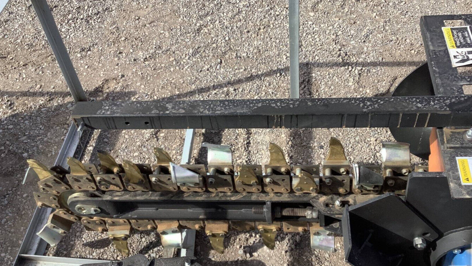 Suihe Skidsteer Trencher Skid Steer Attachment Shark & Cup Teeth Bobcat ...