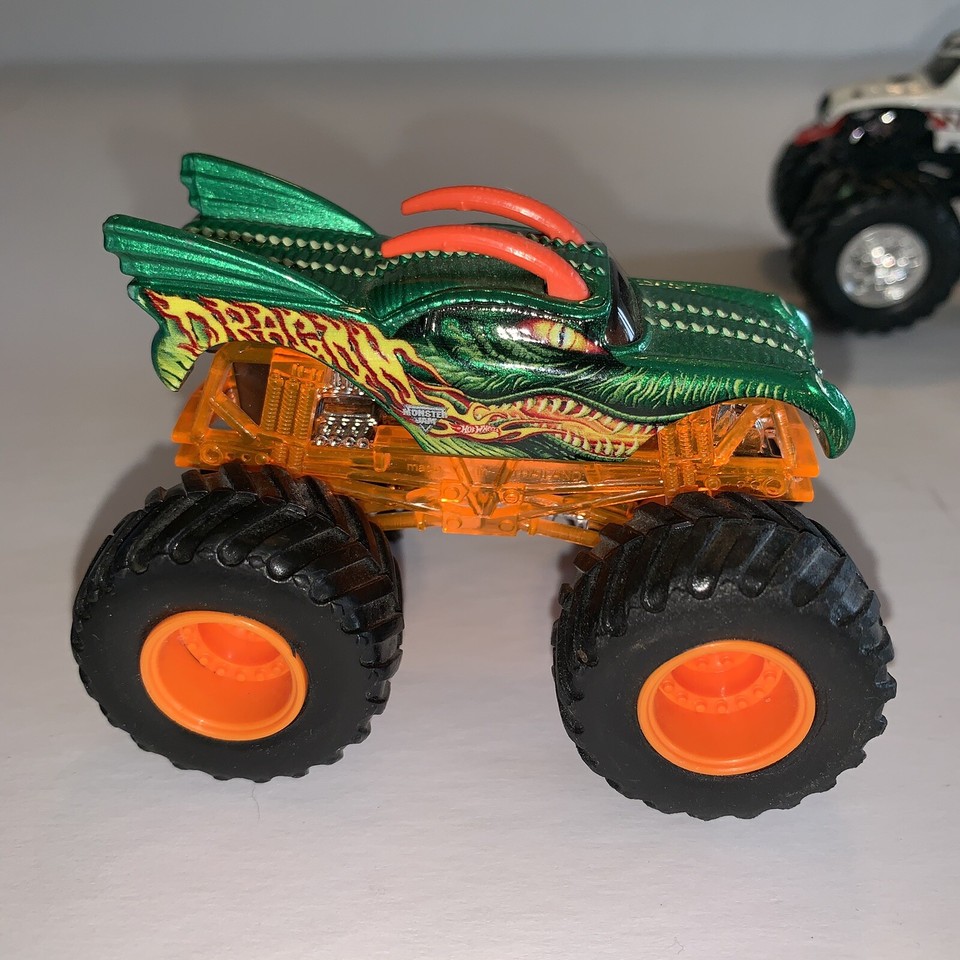 Hot Wheels Monster Jam Trucks Lot Of 4 Various Conditions See Pics Hw9 ...