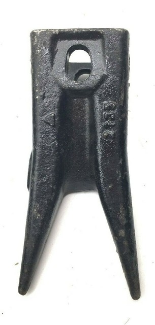 Bobcat 7107321 Twin Tiger Bucket Teeth With 6737326 Flex Pins for sale ...