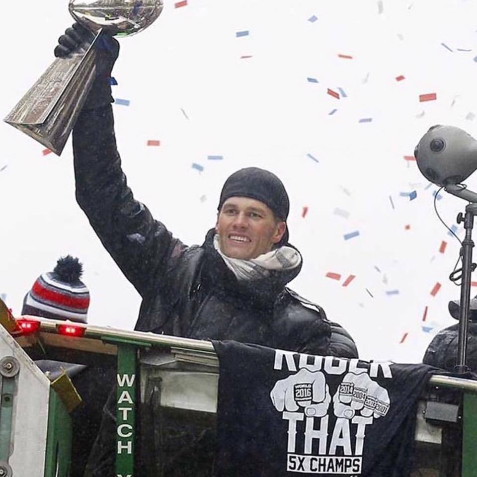 Roger That ! Patriots Champions Rings Tom Brady Blue T Shirt Mens ...
